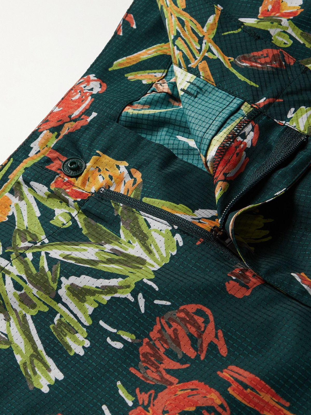Snow Peak - Quick Dry Perforated Printed Shell Shorts - Green Snow Peak