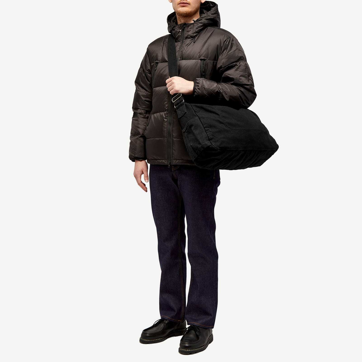 FrizmWORKS Men's Heavy Canvas Shoulder Bag in Black FrizmWORKS