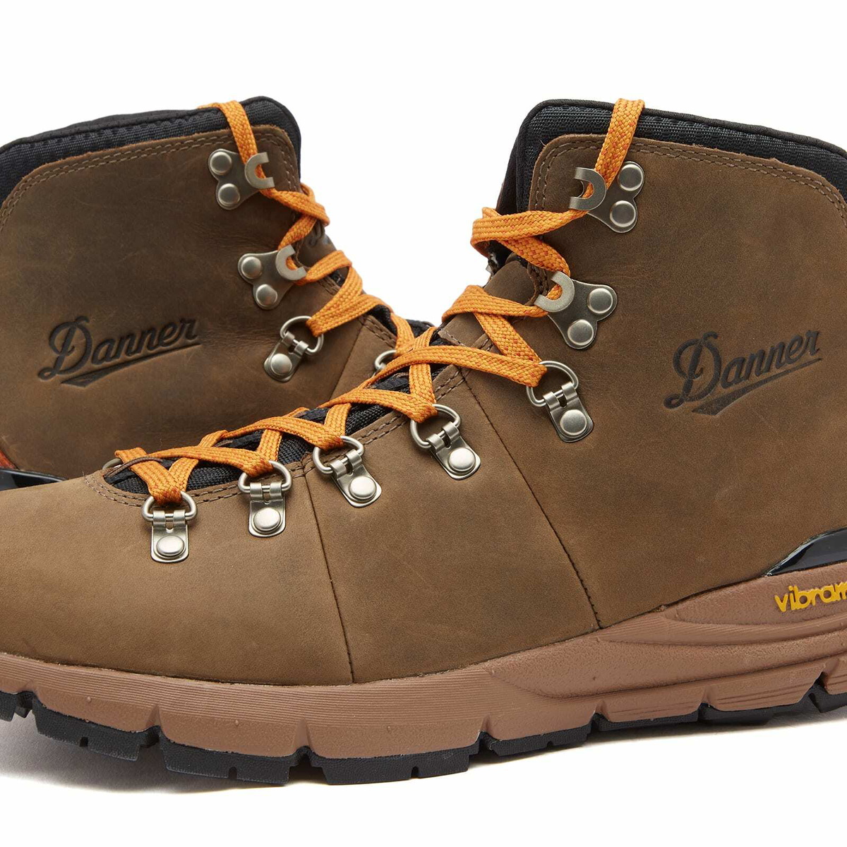 Danner Men's Mountain 600 in Chocolate Chip/Golden Oak Danner