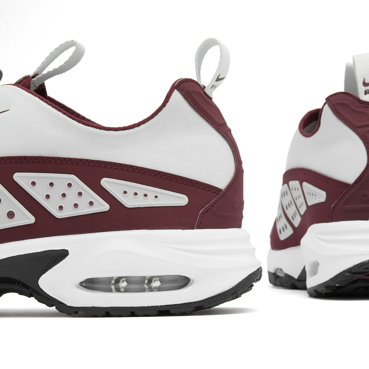 Nike Air Max SNDR W Sneaker in Dust/Maroon/White Nike