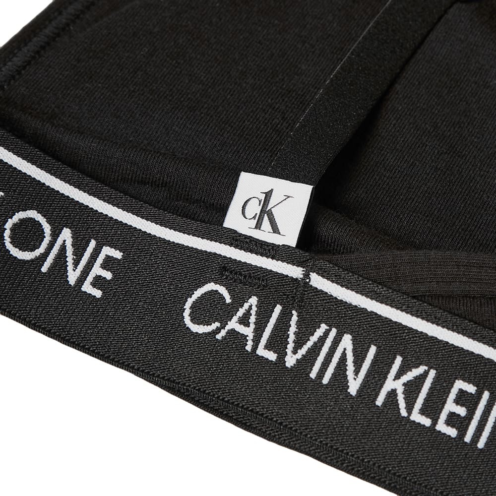 Calvin Klein Women's Unlined Triangle Bra in Black Calvin Klein
