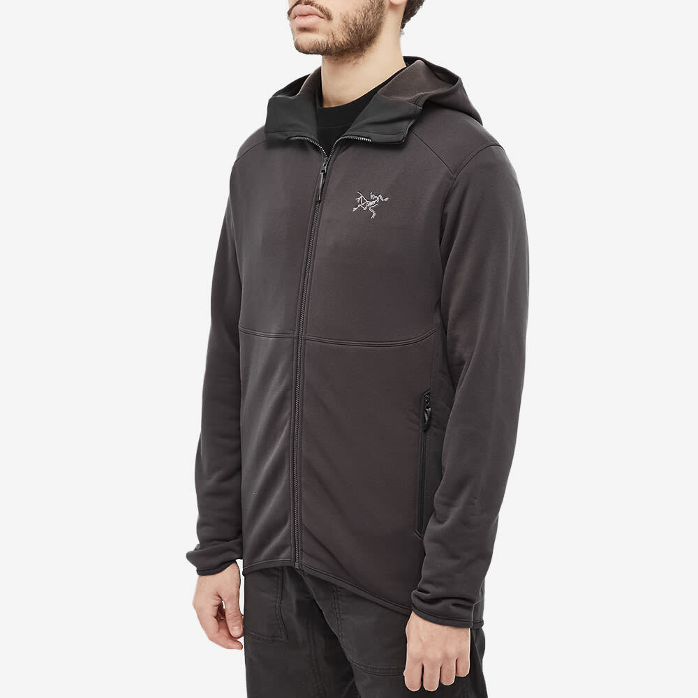 Arc'teryx Men's Kyanite AR Hooded Jacket in Graphite Arc'teryx