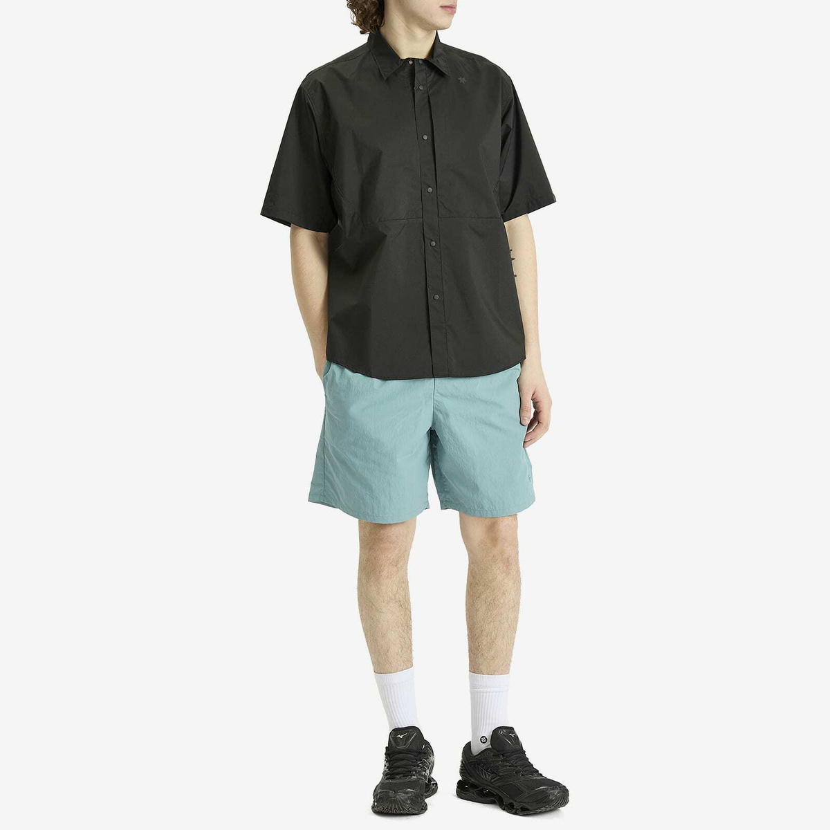 Goldwin Men's Pertex Equilibrium Short Sleeve Wind Shirt in Black Goldwin