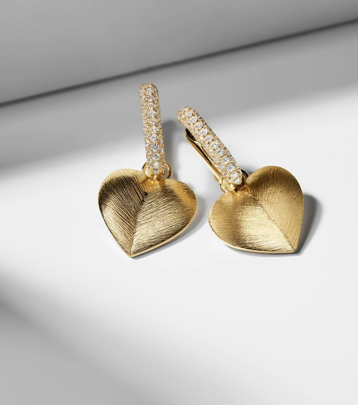 Shay Jewelry Heart 18kt gold earrings with diamonds Shay Jewelry