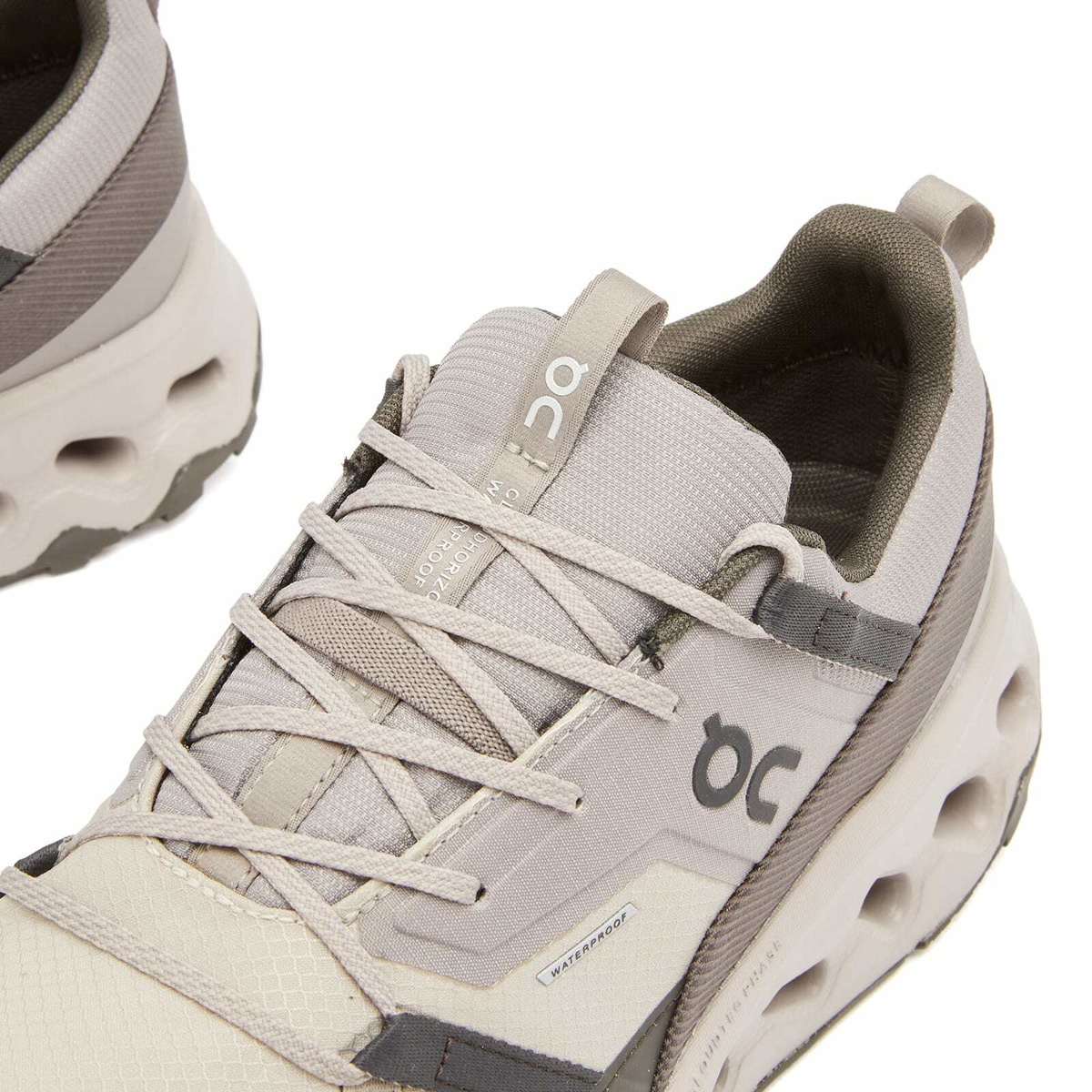 ON Men's Cloudhoriz WP in Fog/Thorn On
