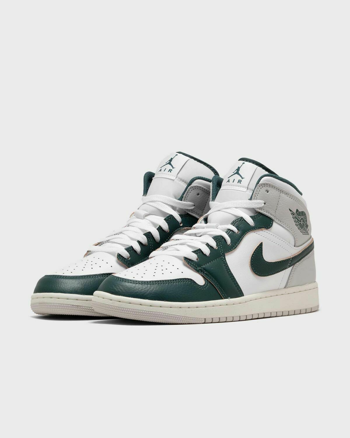 Jordan Air Jordan 1 Mid Se Green/White - Mens - Basketball/High ...