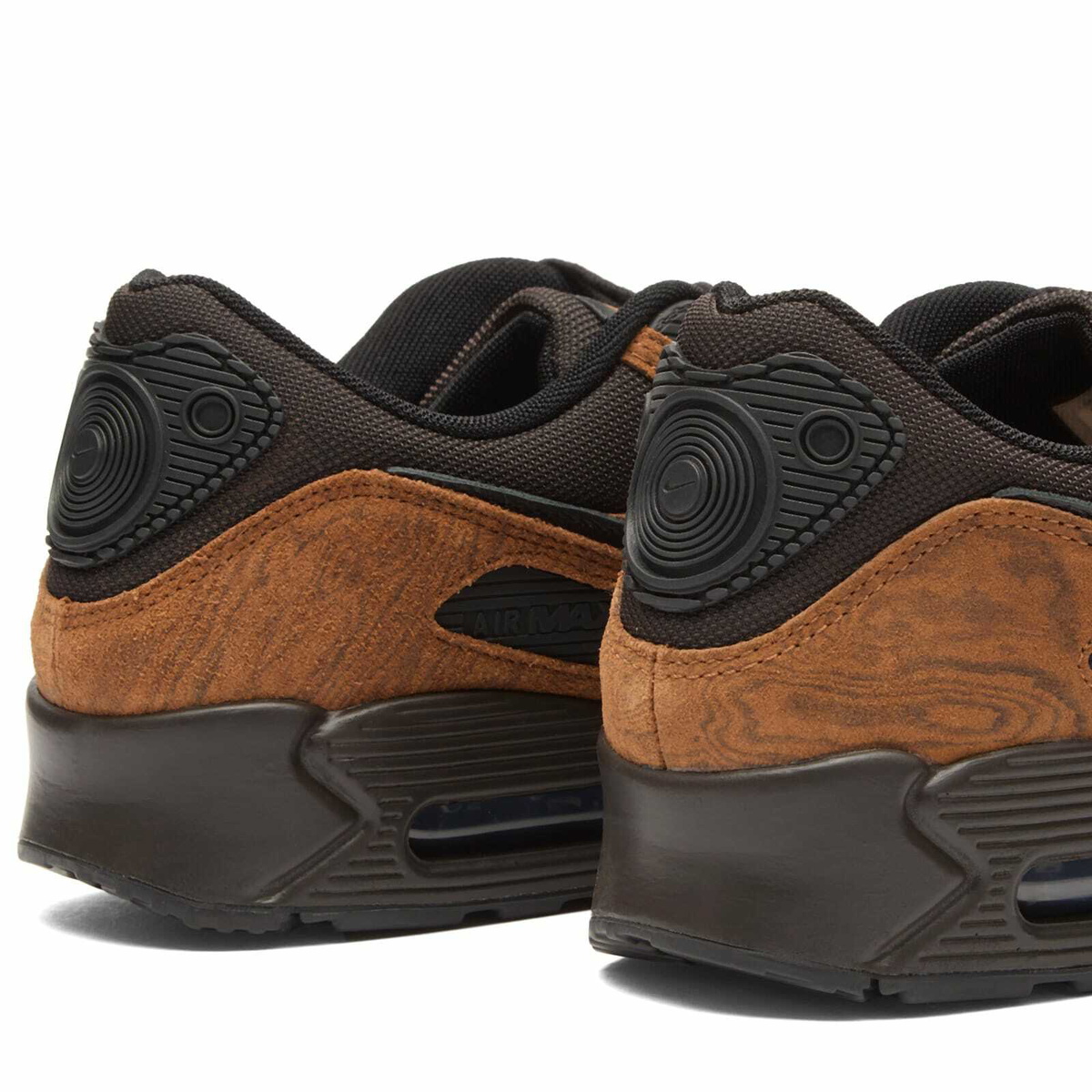 Nike Men's Air Max 90 Prm Nbhd Sneaker in Lt British Tan/Black Nike