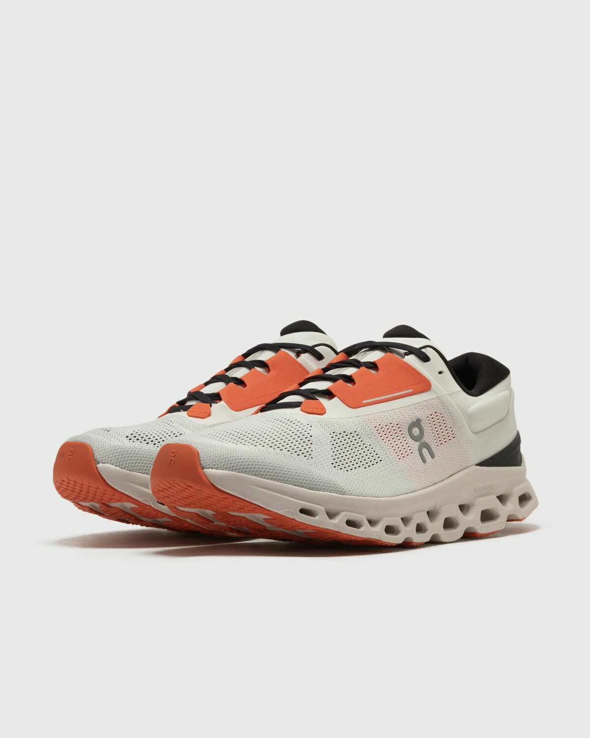 ON Cloudstratus 3 White Mens Lowtop On