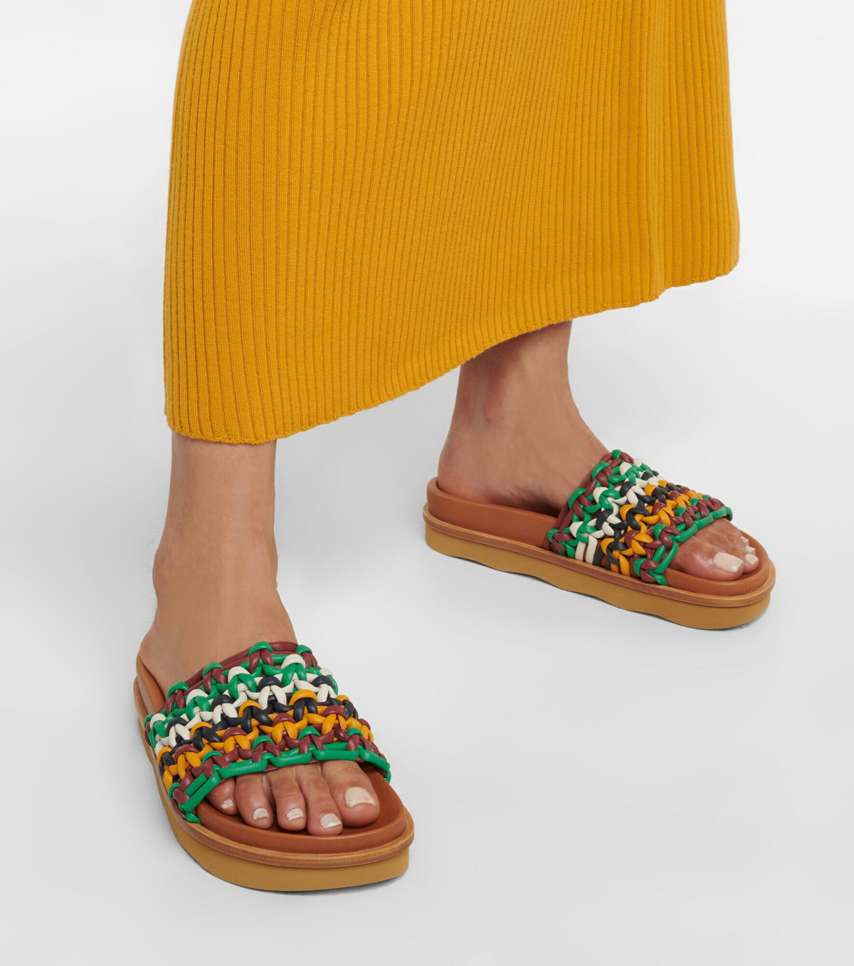 Chloe - Wavy woven leather slides Chloe