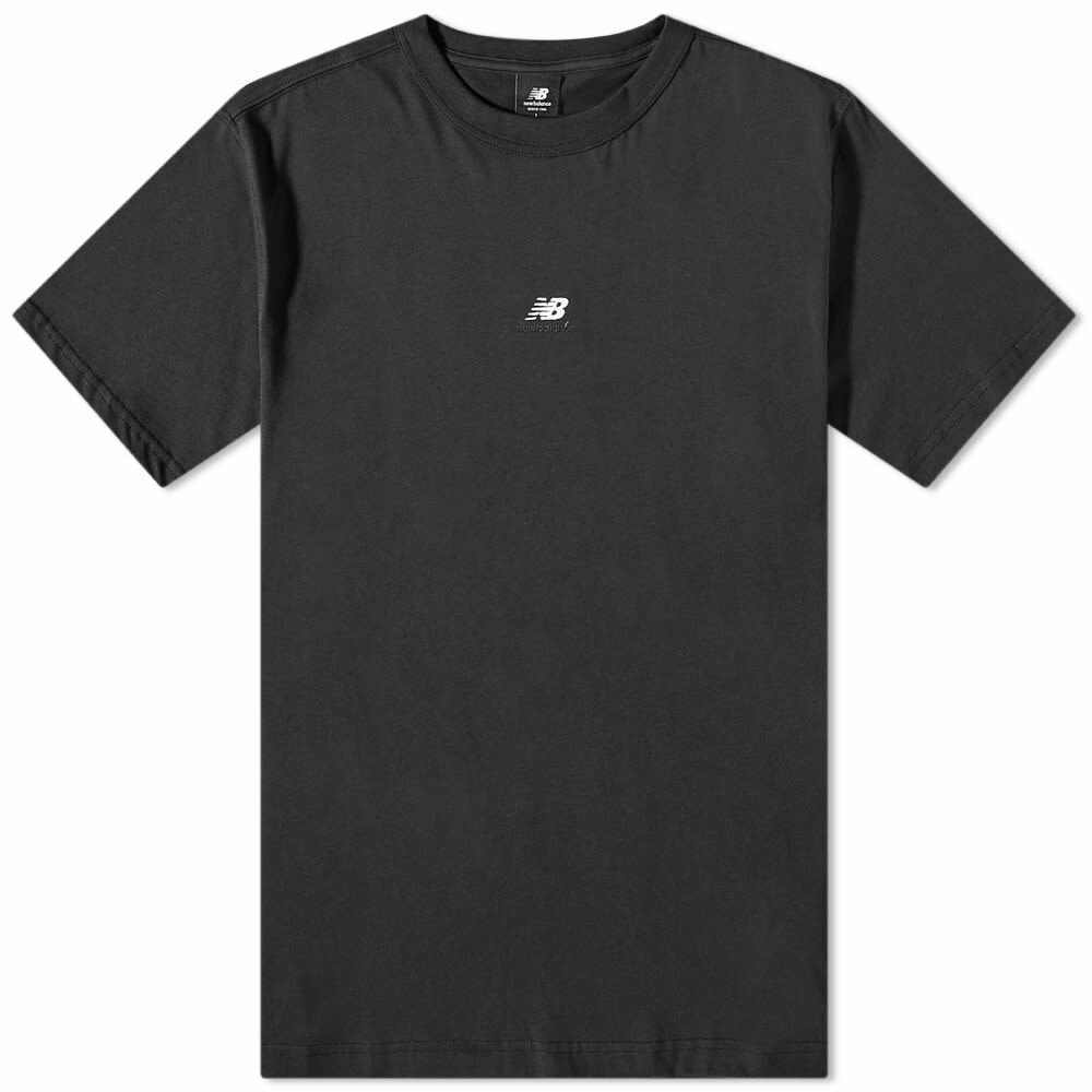 New Balance Men's NB Athletics Graphic T-Shirt in Black New Balance