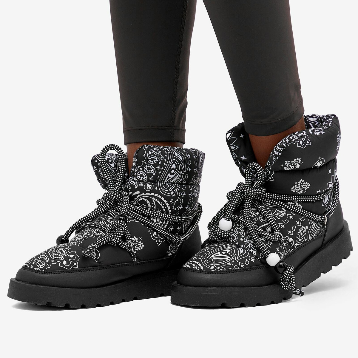 Arizona Love Women's Snow Boots in Black Arizona Love
