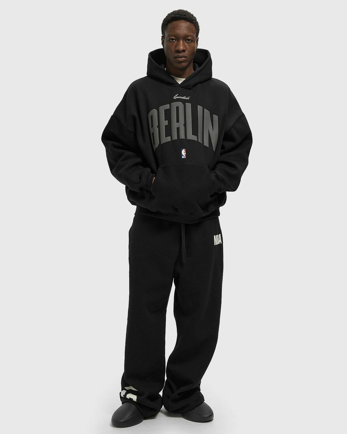 Fear of God Essentials BERLIN 90'S HOODIE Black Mens Hoody Fear Of God ...