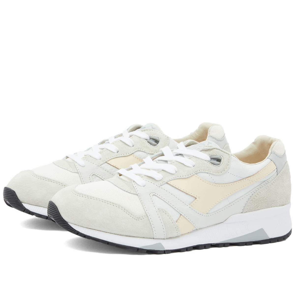 Diadora Men's N9000 Italia Sneakers in White/Icicle Diadora