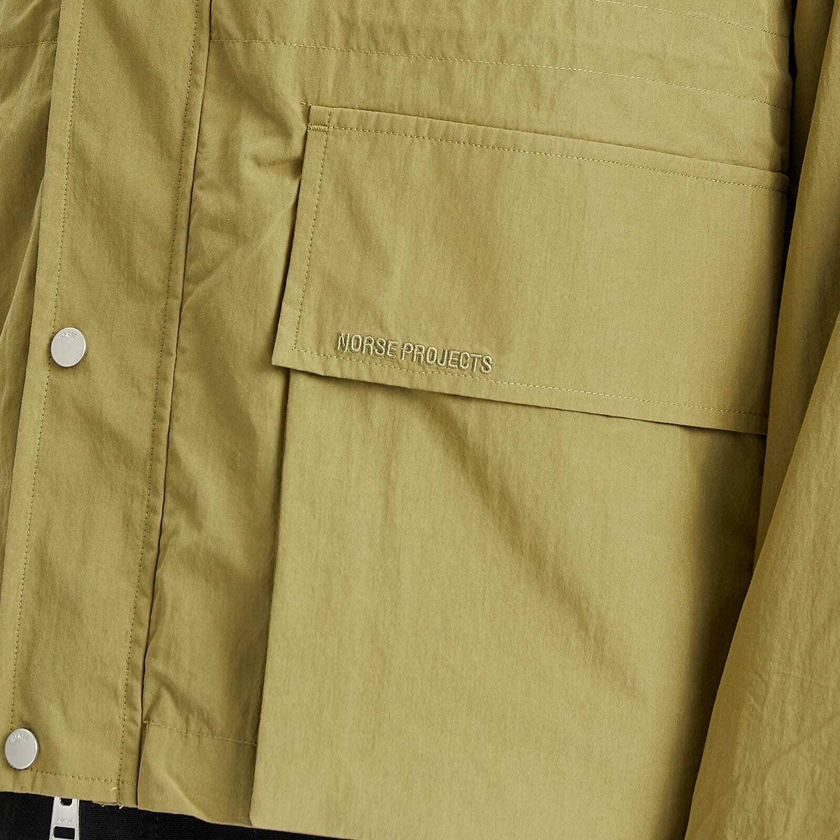 Norse Projects Men's Herluf Tech Poplin Jacket in Moss Green Norse Projects