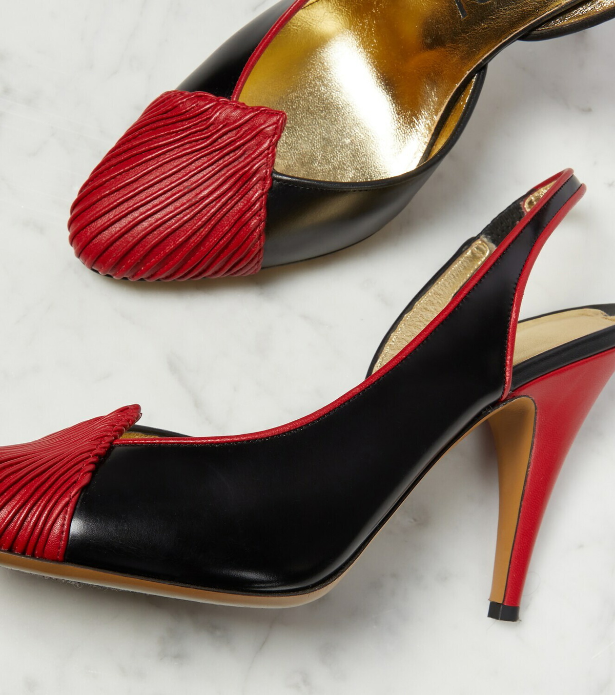 Gucci Pleated leather slingback pumps Gucci