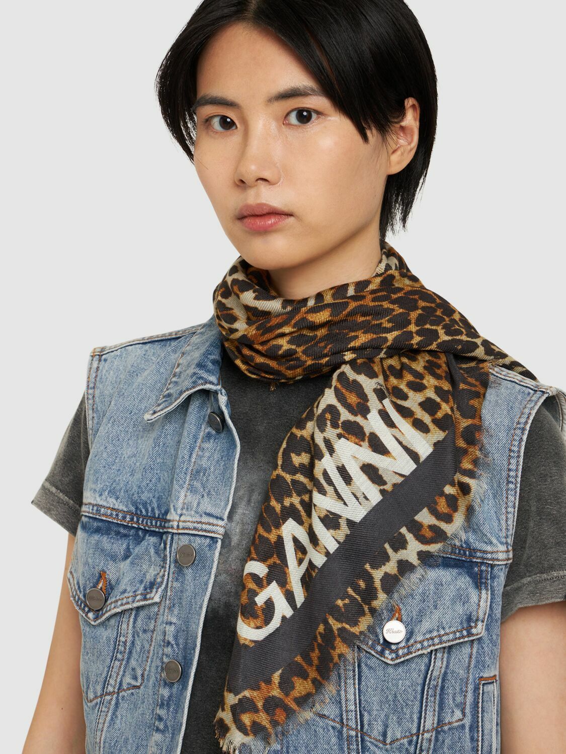 GANNI - Xxl Leopard Printed Scarf GANNI