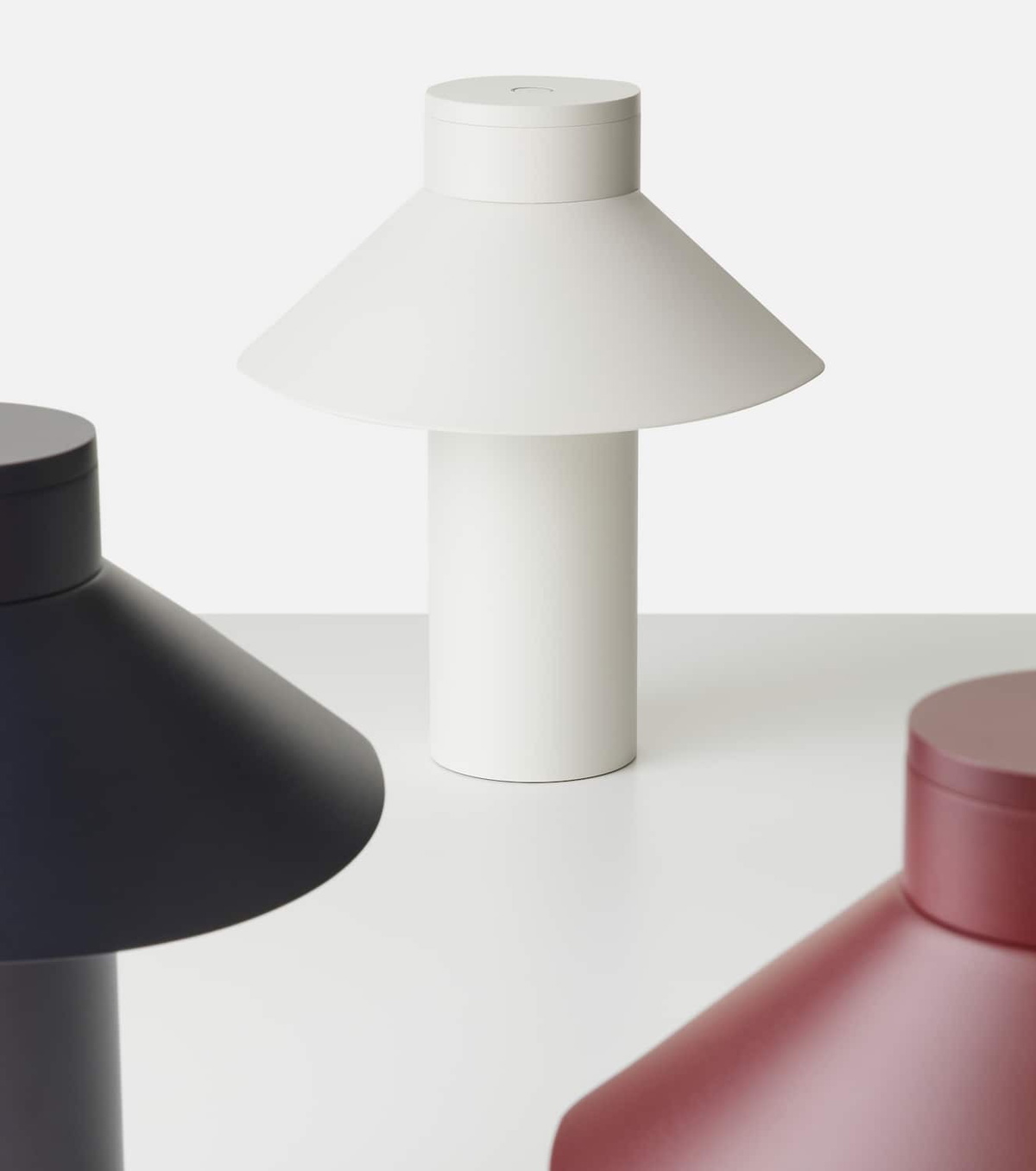 Karakter Riscio table lamp by Joe Colombo Karakter