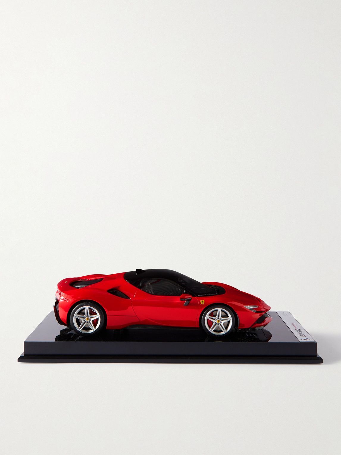 Amalgam Collection - Ferrari SF90 Stradale 1:12 Model Car Amalgam ...