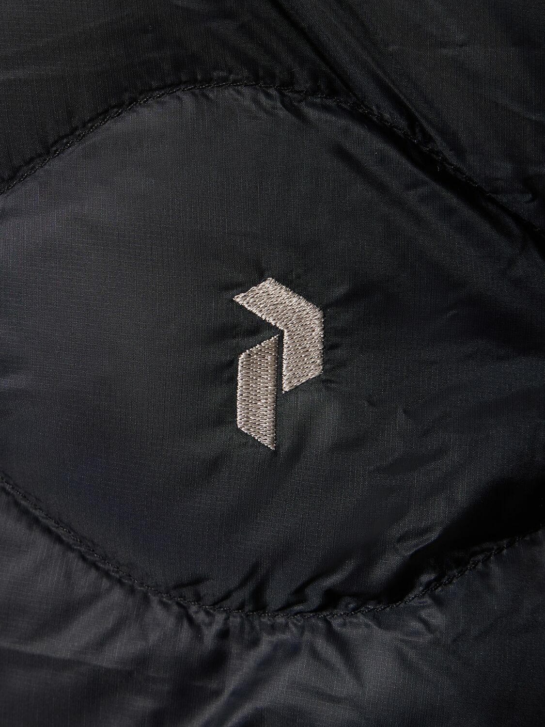 PEAK PERFORMANCE Helium Hooded Tech Down Jacket Peak Performance