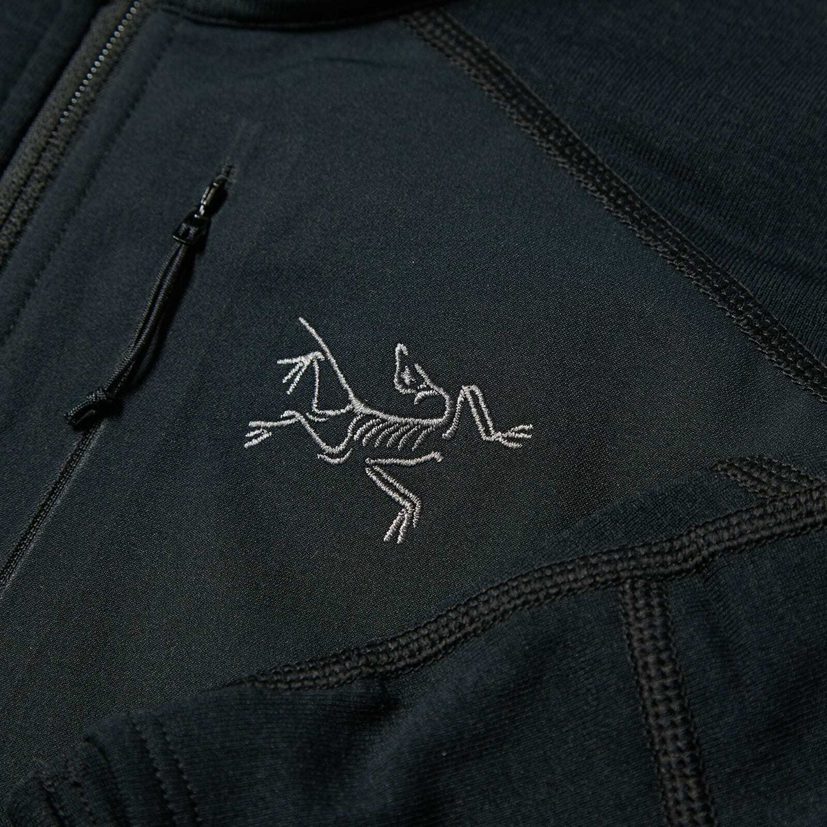 Arc'teryx Men's Arcteryx Delta Jacket in Black Arc'teryx