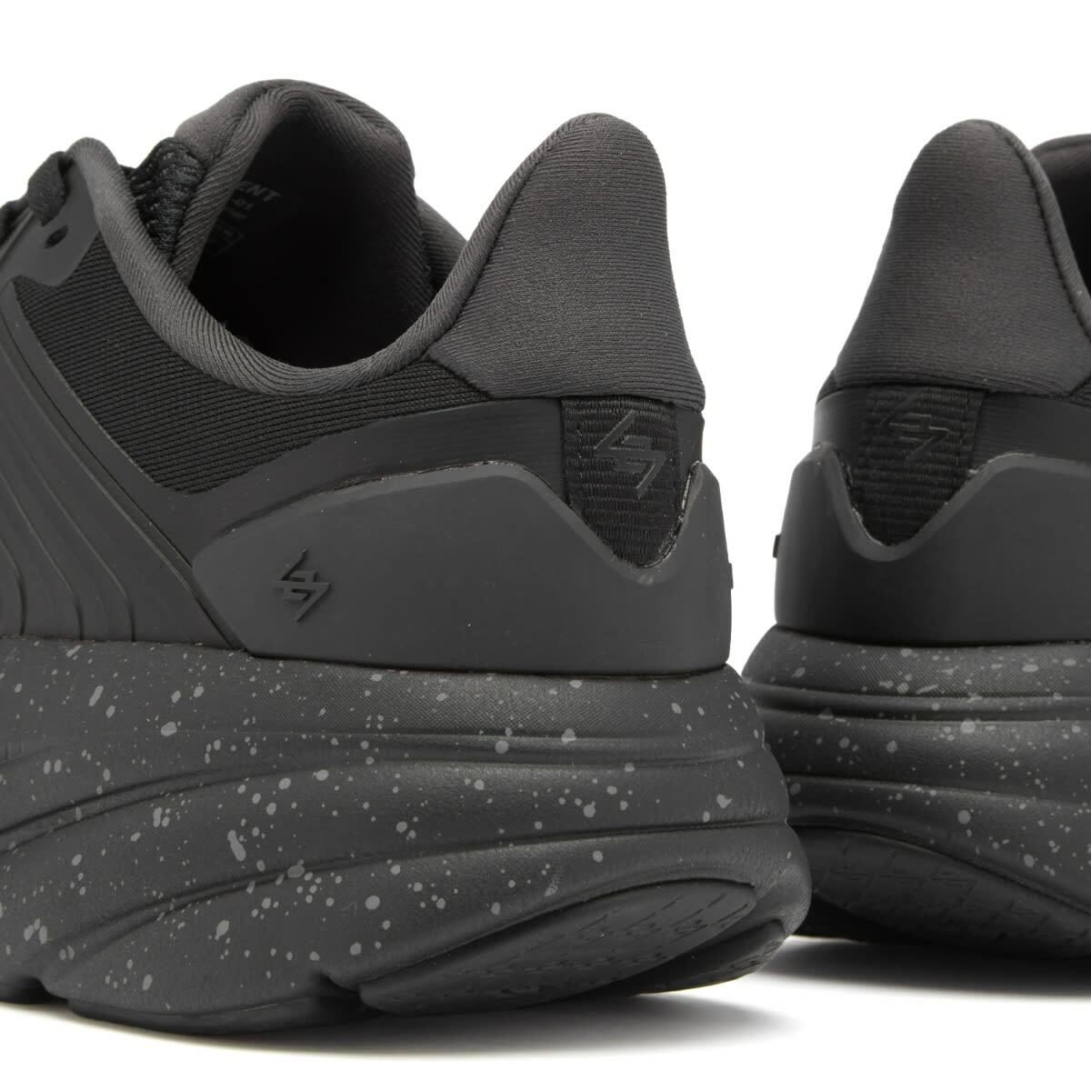 Represent Men's 247 ARC-1 Runner in Black Represent