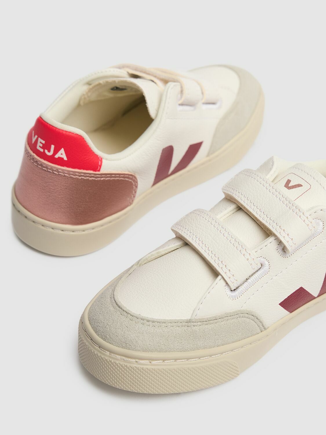 VEJA V-12 Chrome-free Leather Sneakers VEJA