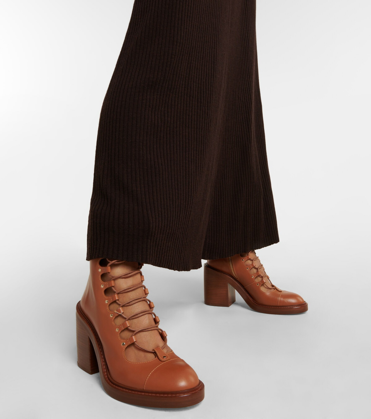 Chloe - Lace-up leather ankle boots Chloe