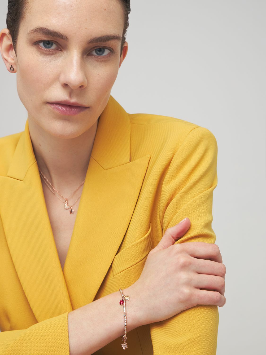 DODO - 9kt Farfalla Charm W/ Diamonds Dodo