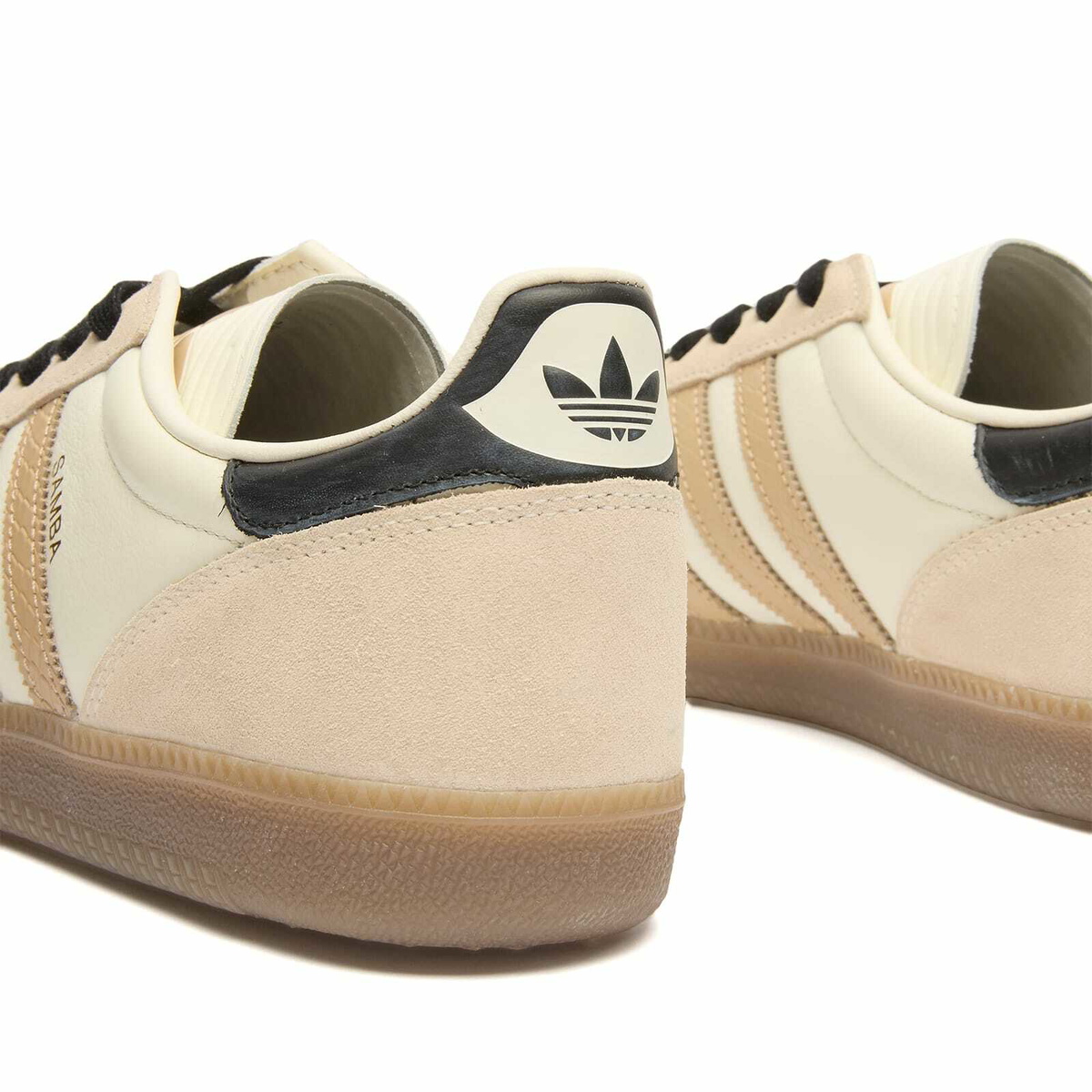 Adidas Samba Jp Sneaker in Off White/Magic Beige/Core Black adidas