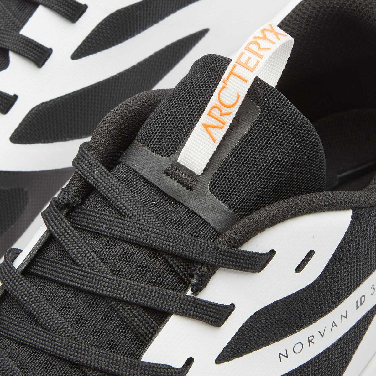 Arc'teryx Men's NORVAN LD 3 U Sneakers in Black/Phenom Arc'teryx