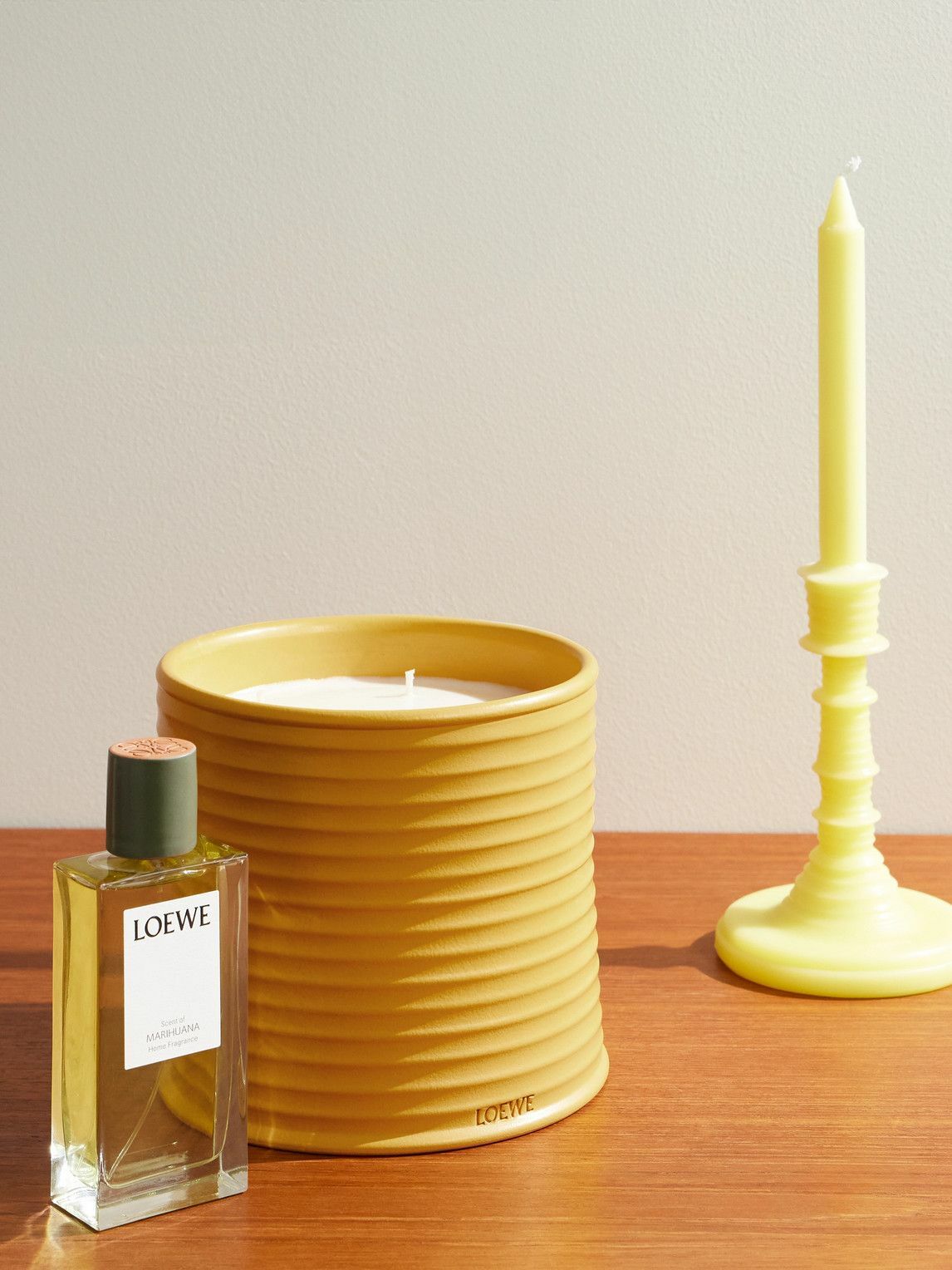 Loewe Perfumes - Wasabi Large Scented Candle, 2120g Loewe