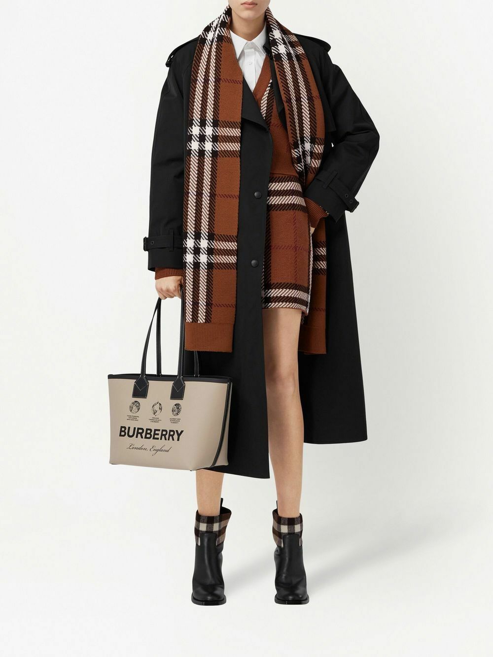 BURBERRY - Giant Check Wool Scarf Burberry