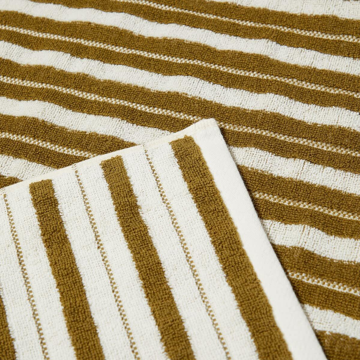 Baina San Luis Hand Towel in Caper/Chalk Baina