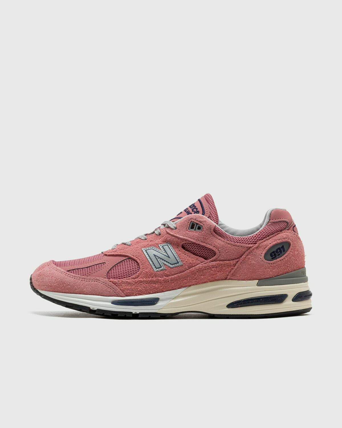 New Balance 991v2 Pink Lowtop New Balance