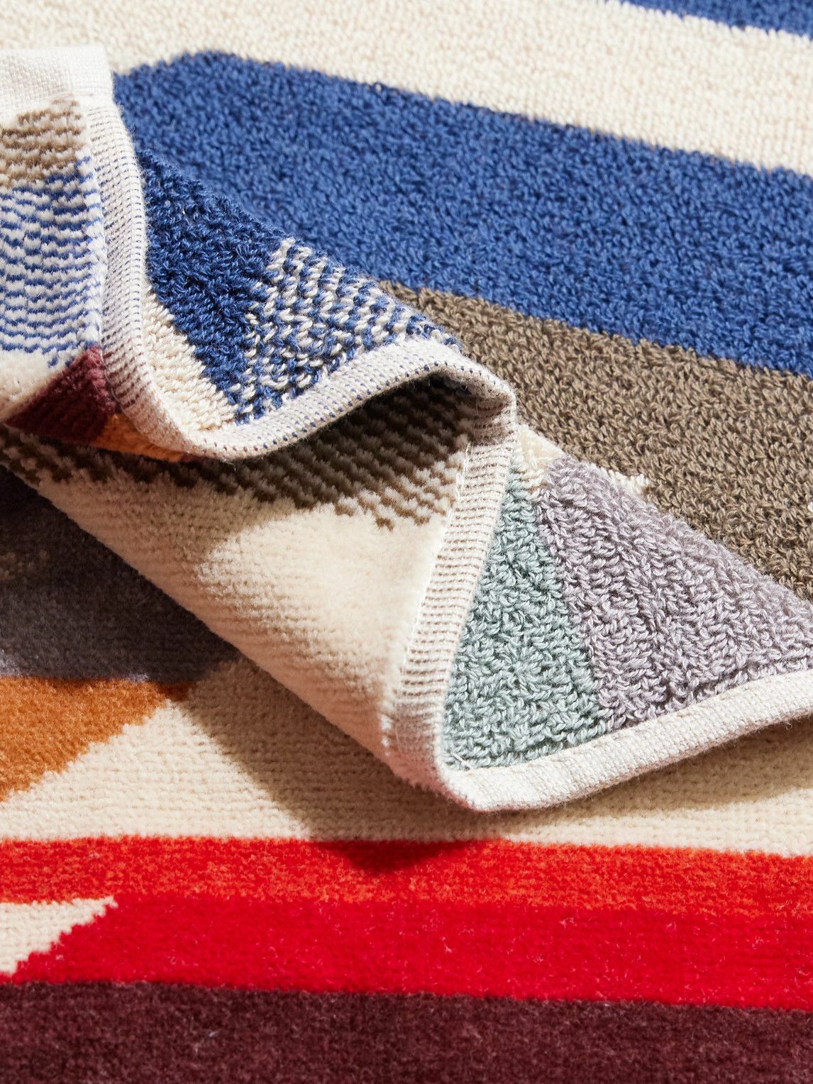 Pendleton - Wyeth Trail Oversized Cotton-Terry Jacquard Towel Pendleton