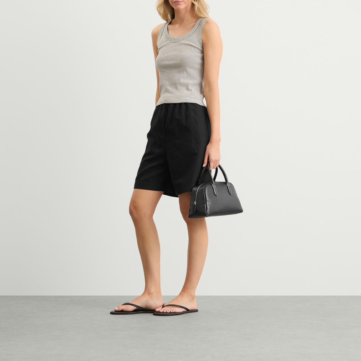 Nothing Written Women's Classic Mini Golf Bag in Black NOTHING WRITTEN