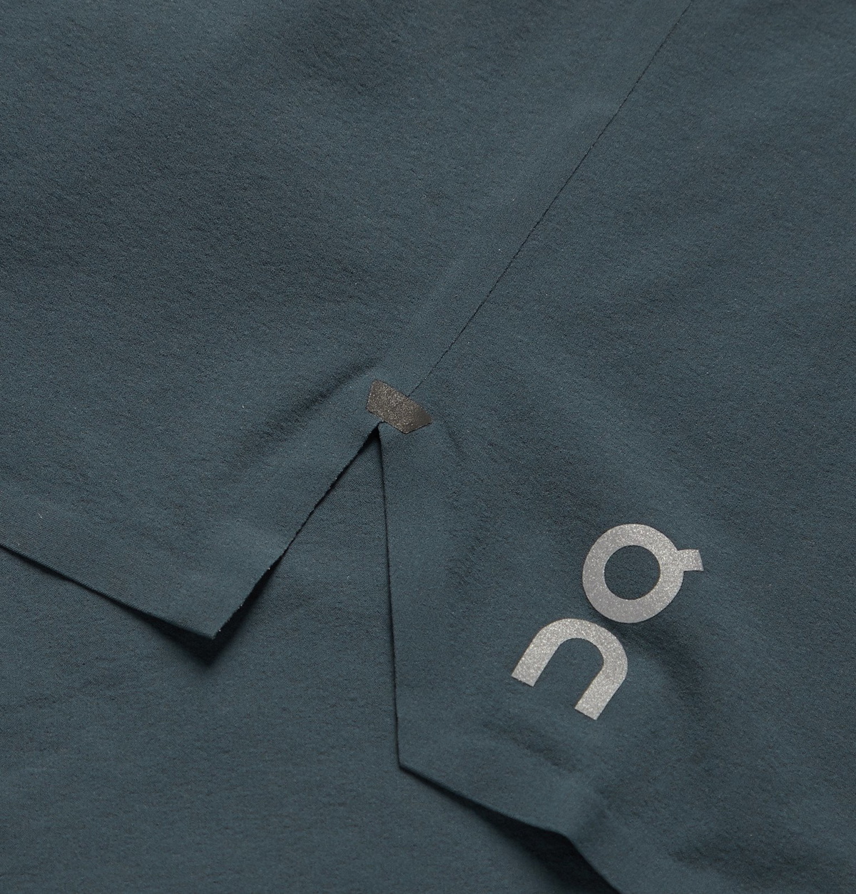 On - Stretch-Shell Shorts - Gray On