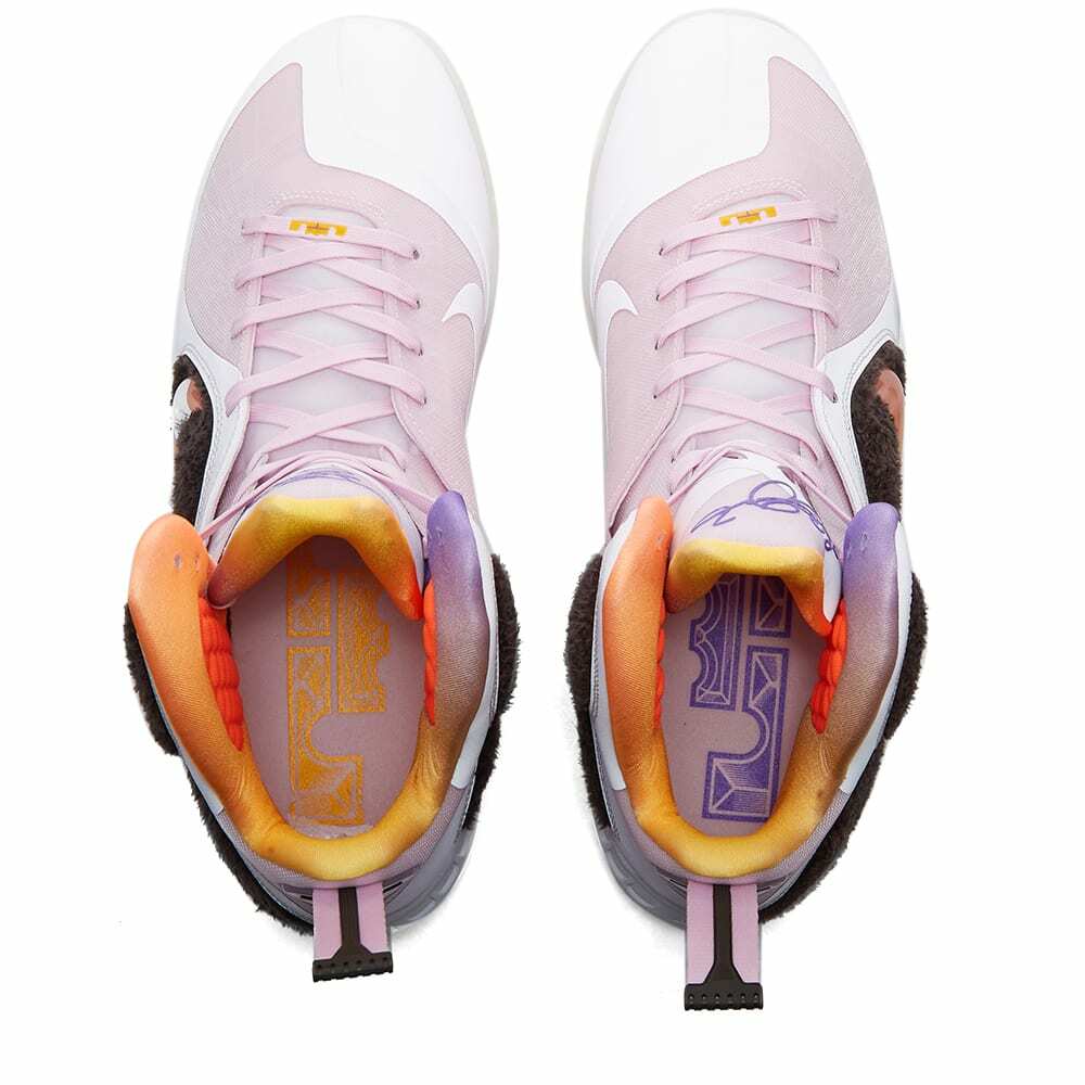Nike Lebron IX Sneakers in Regal Pink/Multi Nike