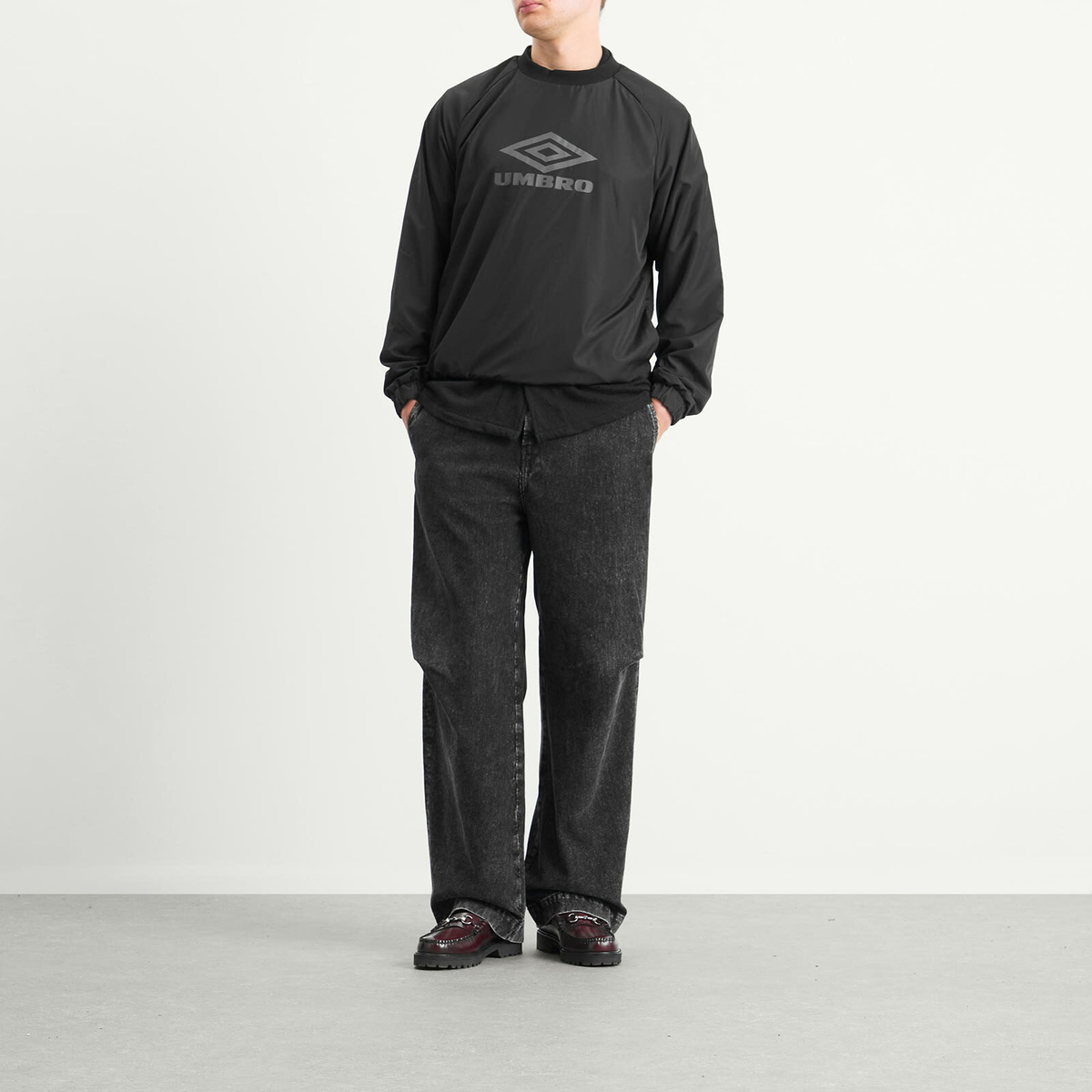 Umbro Men's Reversible Crew Top in Black Umbro