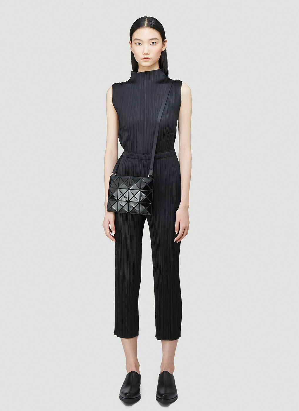 Pleats Please Issey Miyake - Classic Pleated Tank Top in Pleats Please Issey Miyake - Classic Pleated Tank Top in