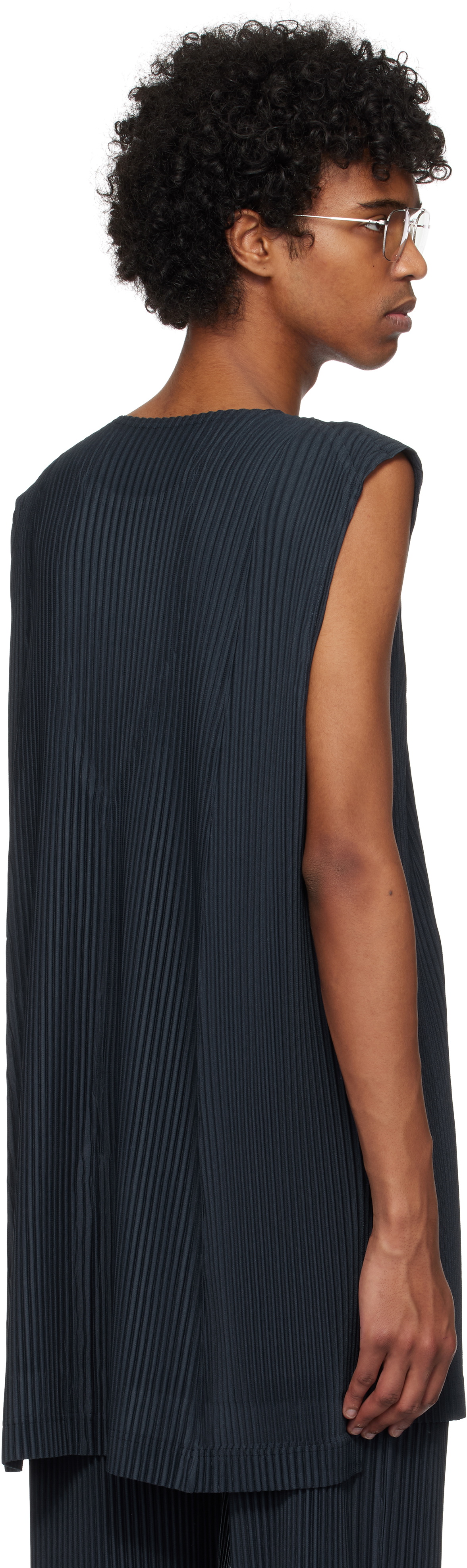 HOMME PLISSÉ ISSEY MIYAKE Navy Monthly Color January Tank Top Homme ...