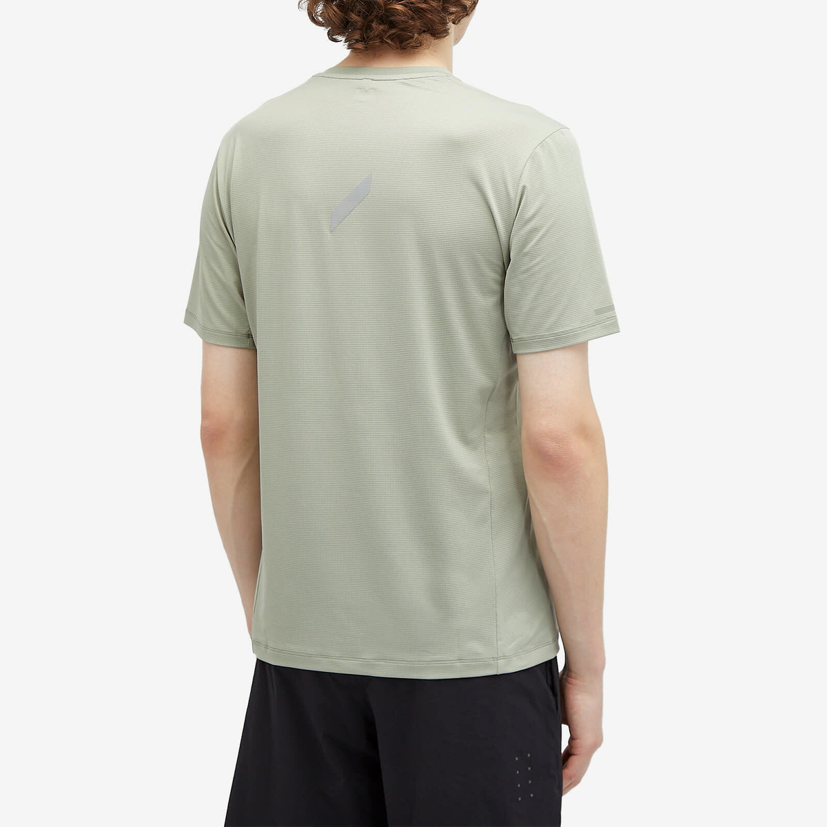 SOAR Men's Tech T-Shirt in Shadow Soar Running