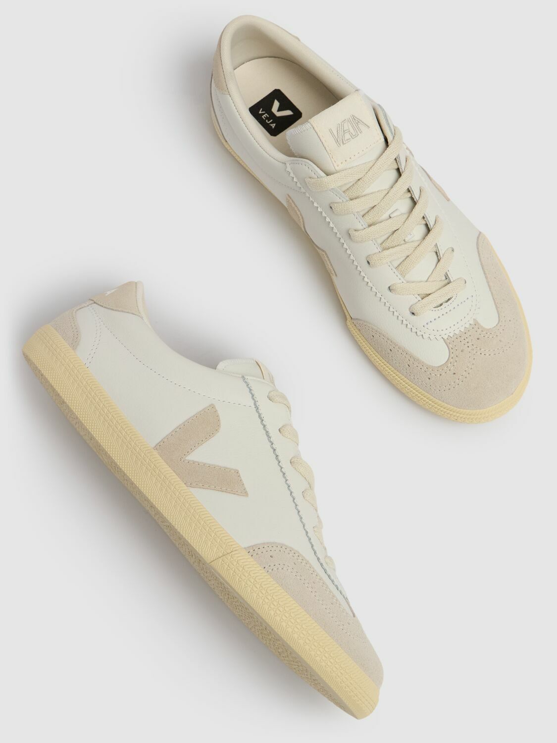 VEJA Volley Sneakers VEJA