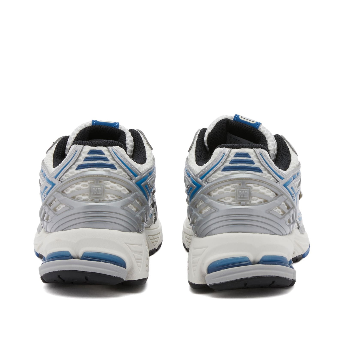 New Balance M1906REB Sneakers in Silver Metallic New Balance