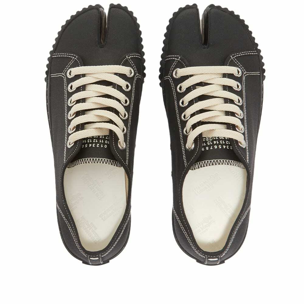 Maison Margiela Women's Low Top Tabi Sneakers in Black Maison Margiela