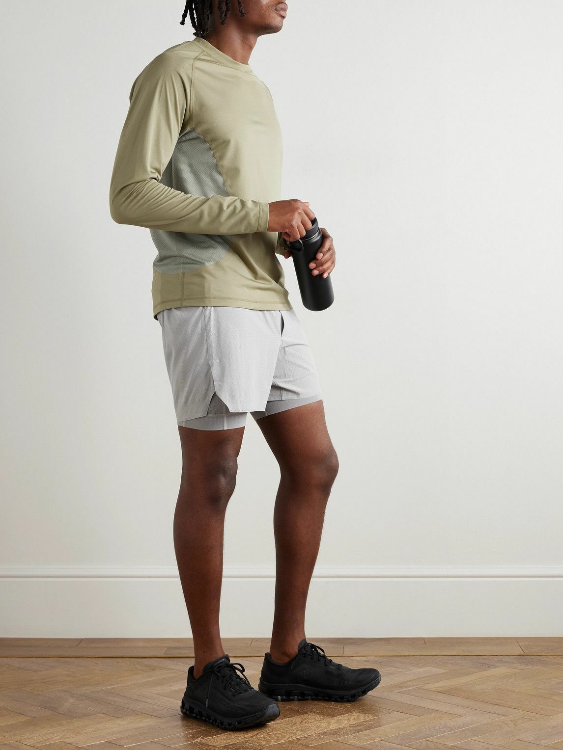 Satisfy - Logo-Print Recycled AuraLite™ Tech T-Shirt - Green Satisfy