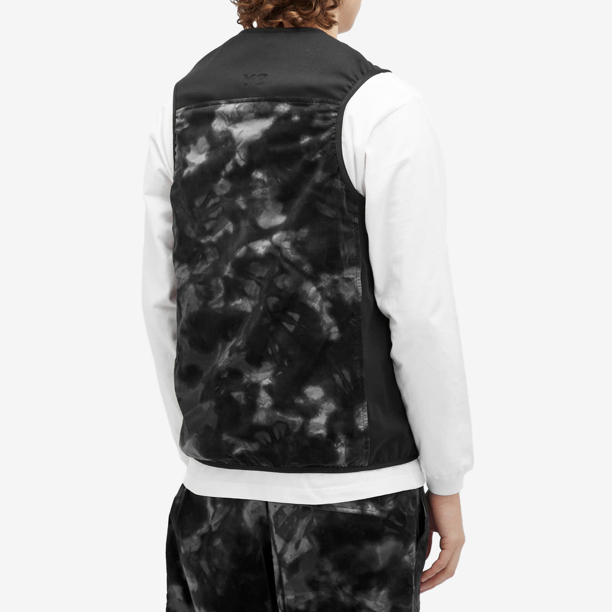 Y-3 Men's AOP Flock Nylon Shell Crew Vest in Grey Y-3