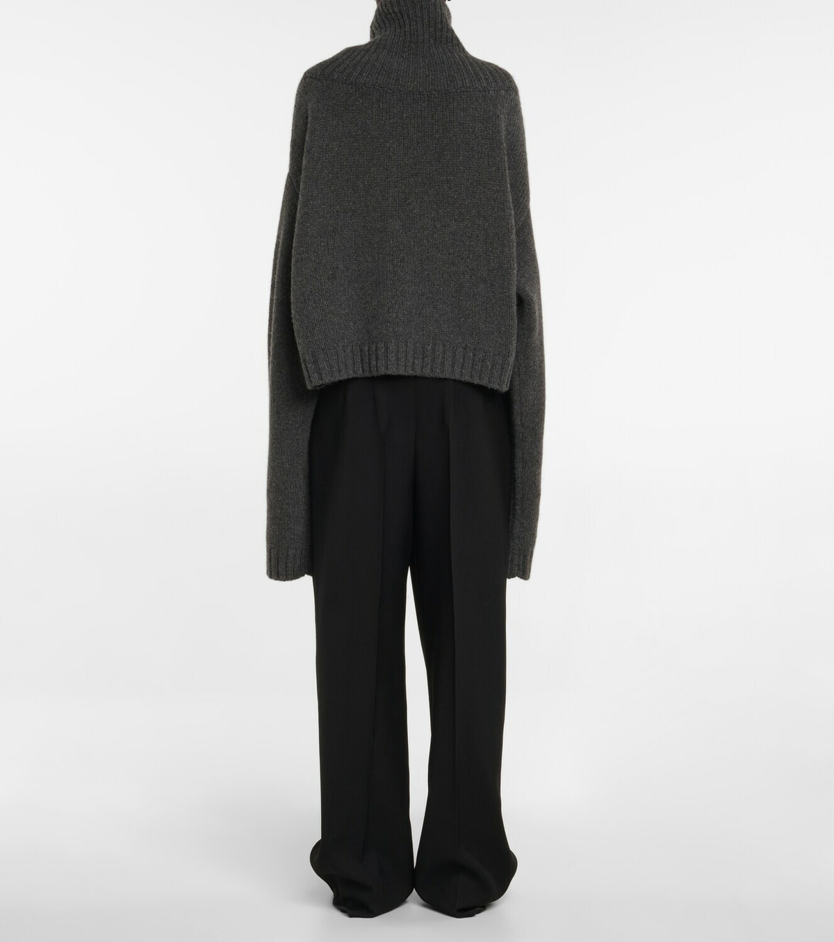 The Row - Turtleneck cashmere sweater The Row