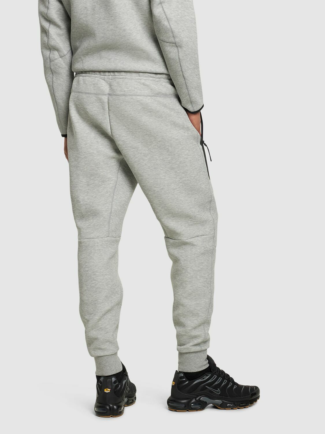 NIKE Tech Fleece Slim Fit Jogger Sweatpants Nike