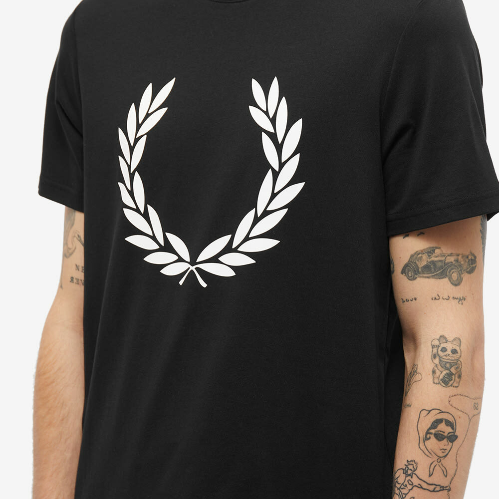 Fred Perry Authentic Men's Laurel Wreath Print T-Shirt in Black Fred ...